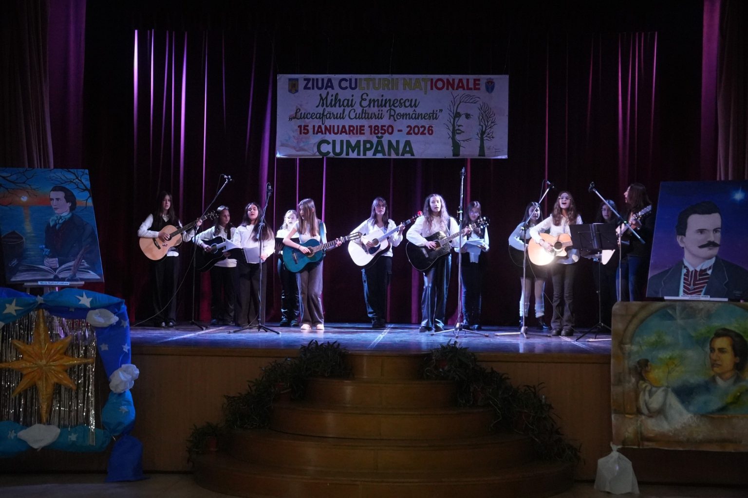 omagiu adus de către elevii Liceului Tehnologic